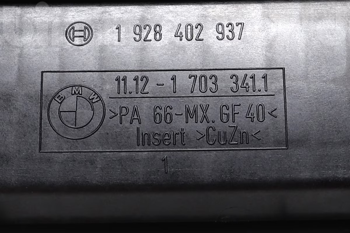 Valve Cover for BMW E36 323i/328i/M3, E39 528i, Z3 2.8, M52