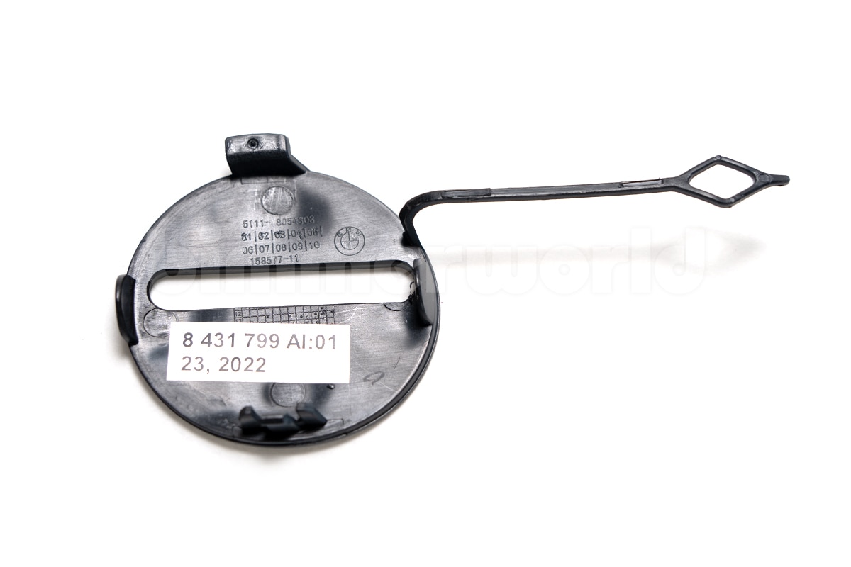 Front Tow Strap Cover with Cutout for BMW F82 M4 GT4