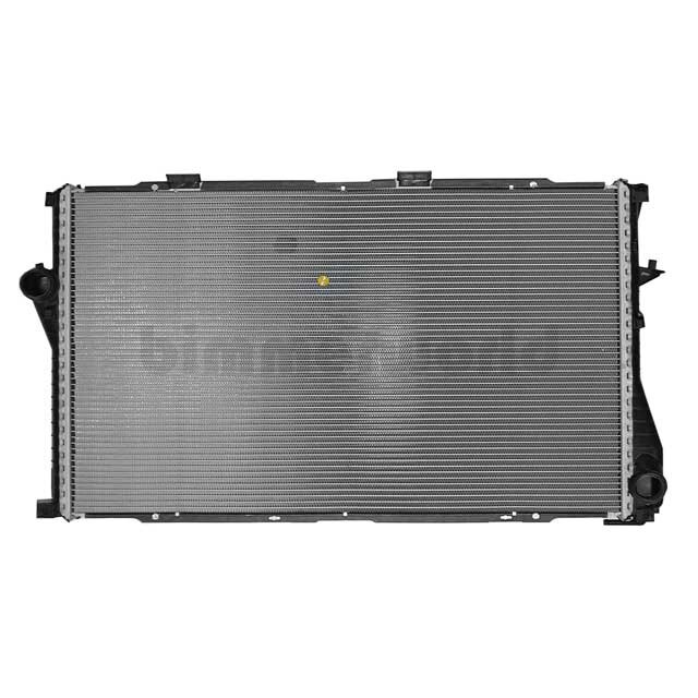 Behr Radiator for BMW E39 540i 99-03 Automatic, E38 99-01