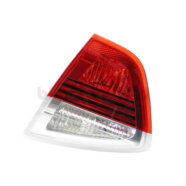 BMW Rear Trunk Lid Taillight - Right 63216937460
